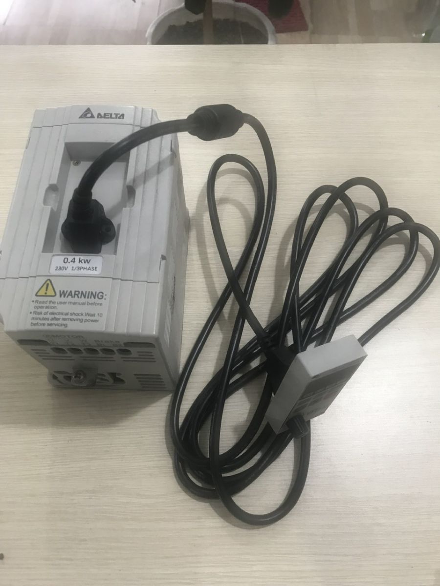 Cáp nối màn hình biến tần Delta